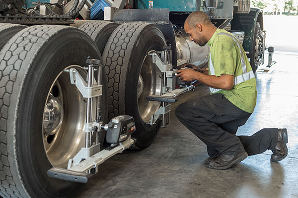 TCX635HD Tyre Changer | Hunter Engineering Company®