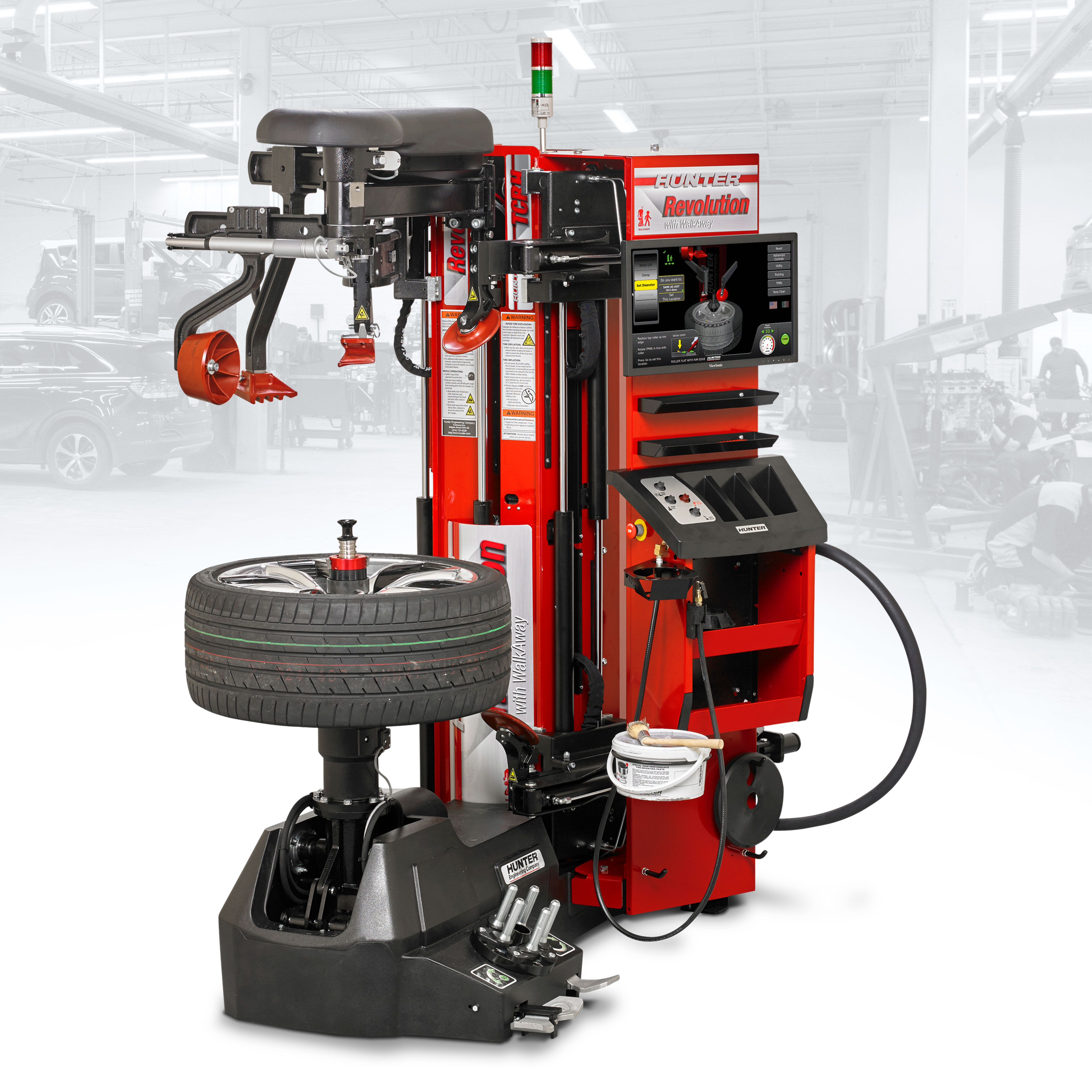 Hunter Equipment Built for Nissan INFINITI | Hunter Engineering Company®