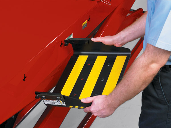 Alignment Scissor Lifts | Hunter Engineering Company®
