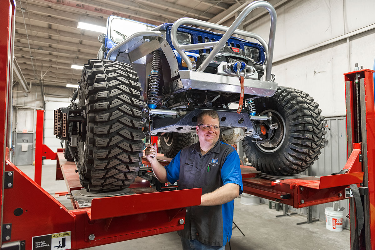 HawkEye Elite® Alignment Machine | Hunter Engineering Company®