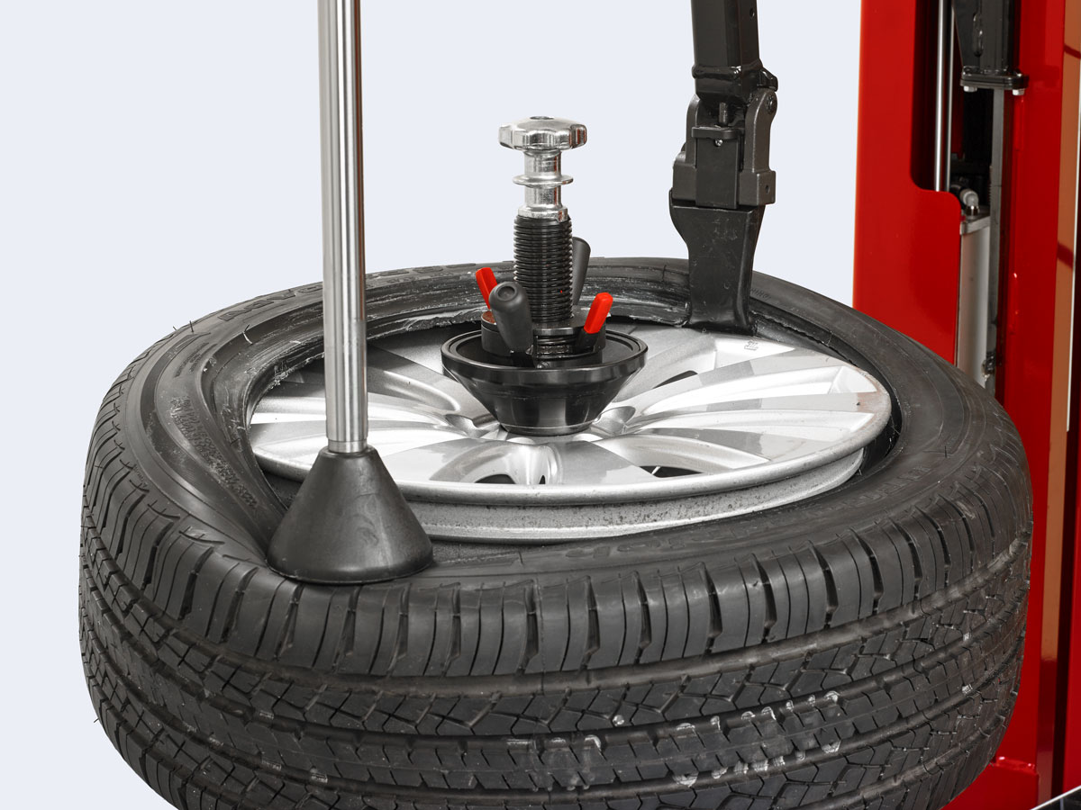 Center-Clamp Tire Changers – Hunter Engineering | Alignment Machine ...