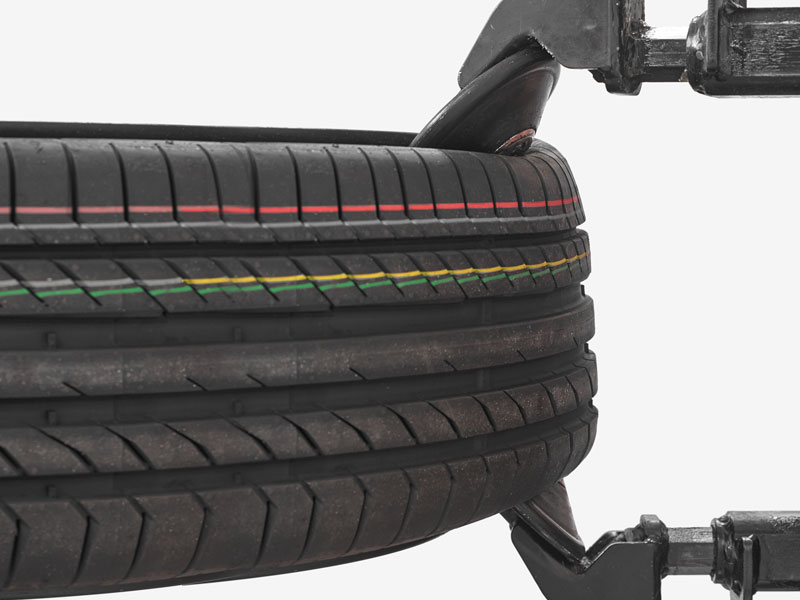 Center-Clamp Tire Changers | Hunter Engineering Company®