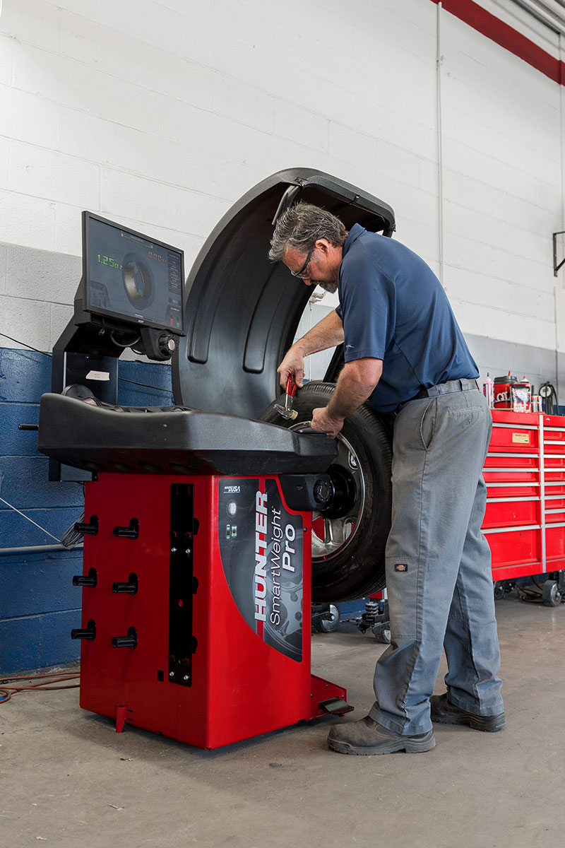 SmartWeight® Wheel Balancers | Hunter Engineering Company®