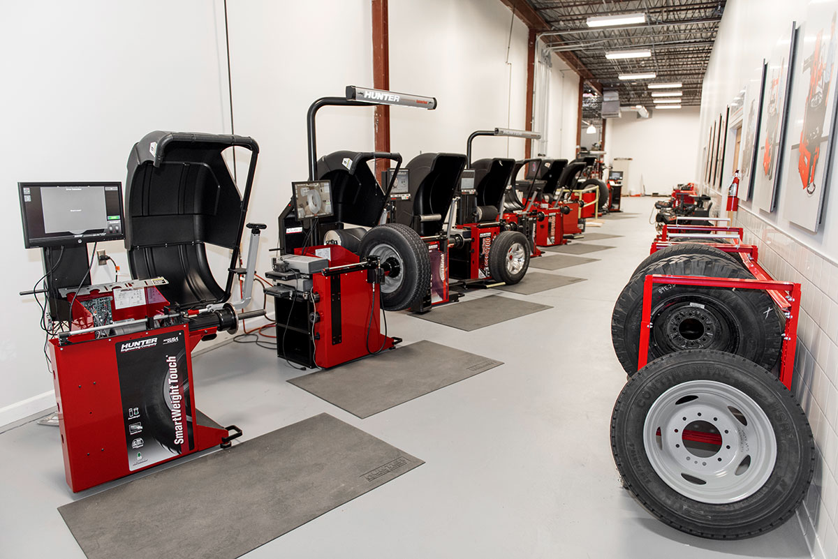 Parts and On-Site Support | Hunter Engineering Company®